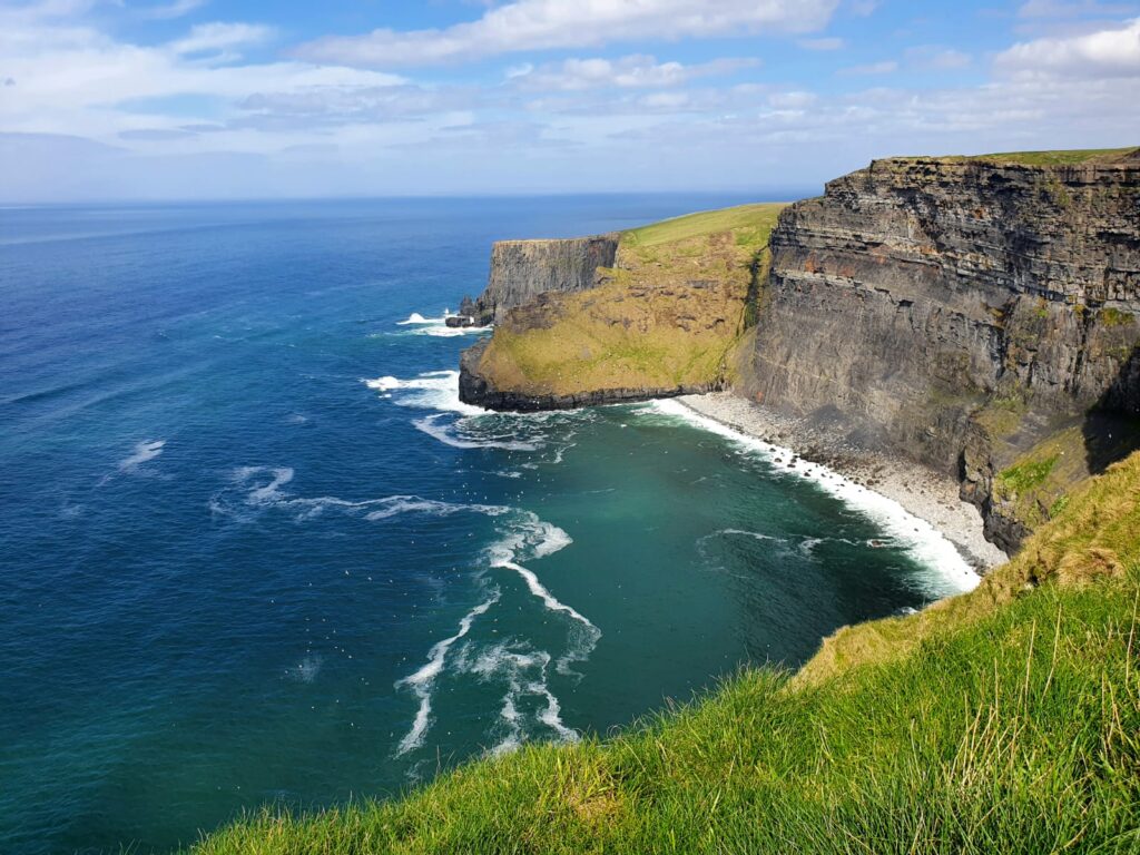 Spring at the Cliffs of Moher Experience | Cliffs of Moher Tourist ...
